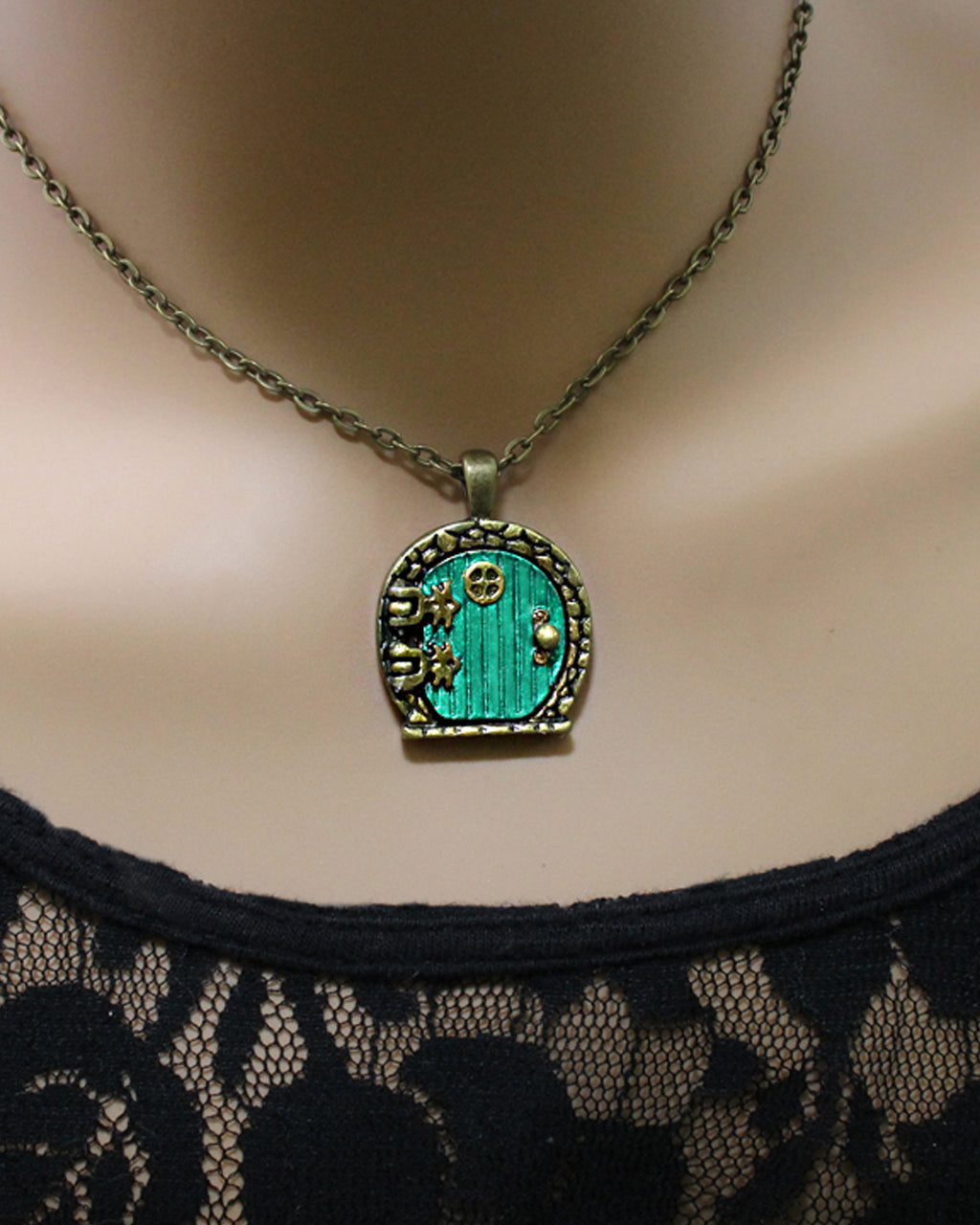 Lord of the Rings Jewelry Hobbit Door Locket Necklace with Tolkien quo